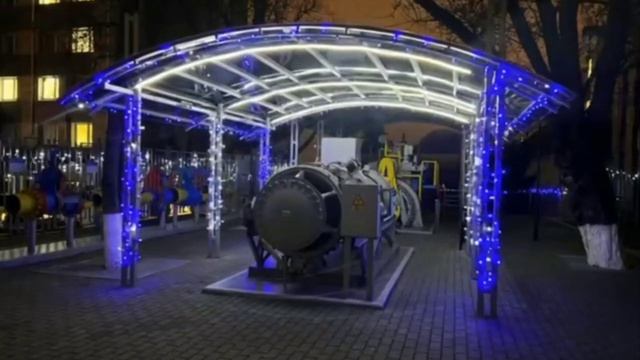 7 новогодних чудес в музее магистрального транспорта газа: Он — мощь, заключённая в металле.