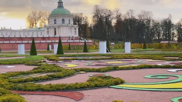 Ораниенбаум. Витрины магазинов. Финский залив