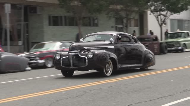 Автошоу Nosed & Decker's Chopped and Dropped Car Show