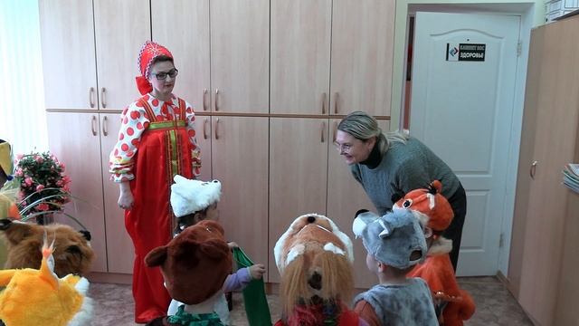 Пришла коляда, отворяй ворота!