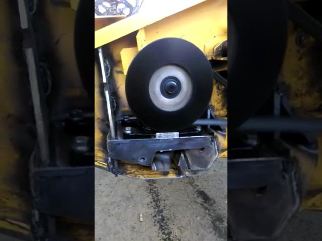 Жатка комбайна New Holland переоборудованная на Шумахер.