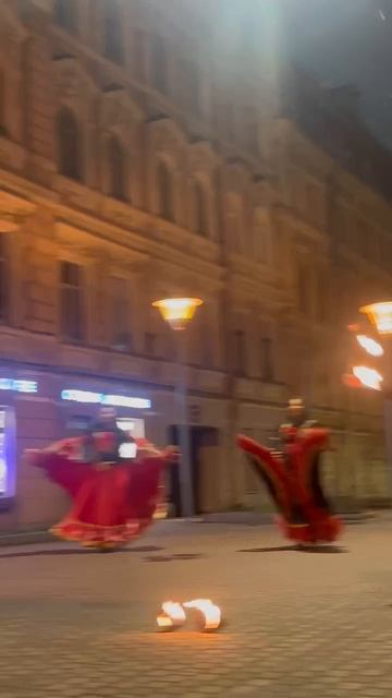 ЦЫГАНСКОЕ ФАЕР-ШОУ. ТАНЦЕВАЛЬНЫЙ КОЛЛЕКТИВ "ЭКСПРОМТ" и Е. Каменкова. АРТИСТЫ НА ПРАЗДНИК.  #танец