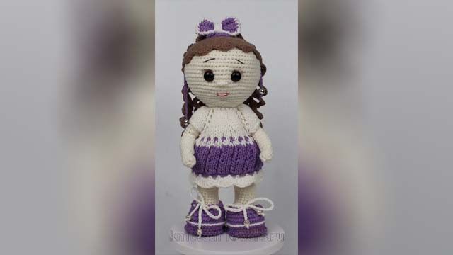 Девочка с бантом