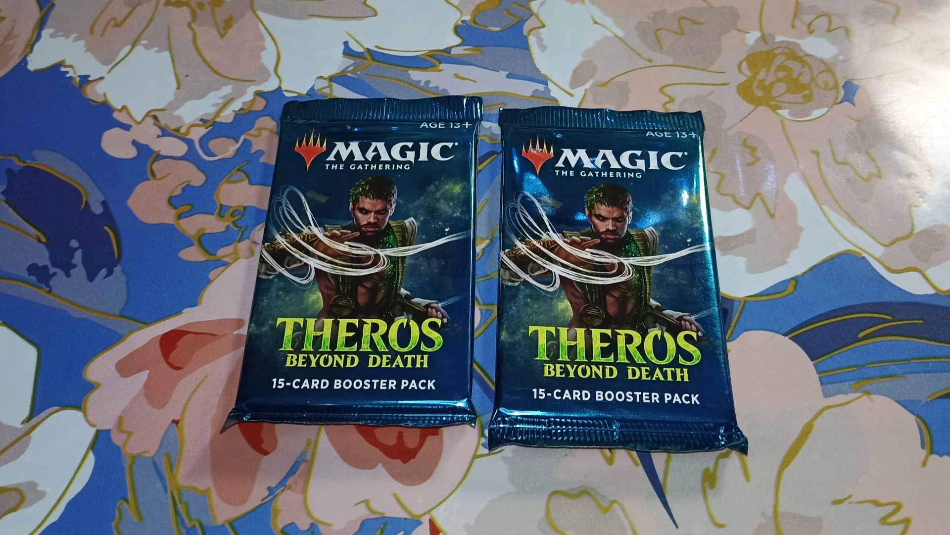 ККИ. МТГ. 2 бустера Theros beyond death.