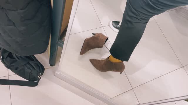 Истра. Купила среднего размера. Шоппинг  в O’STIN  и Kari