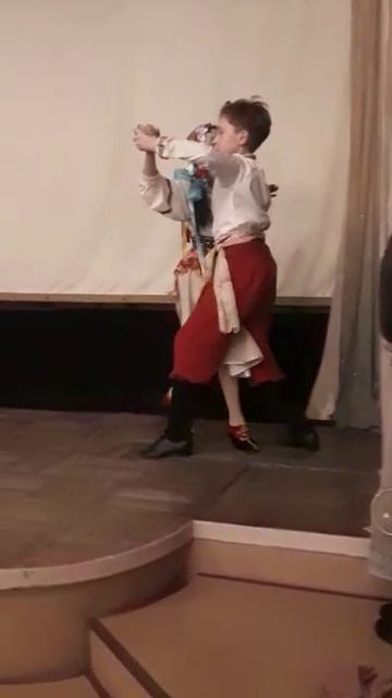 Семён и Саша в Петрополе танцуют вальс