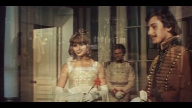 ПИРУШКИ И БАЛЫ (песня)