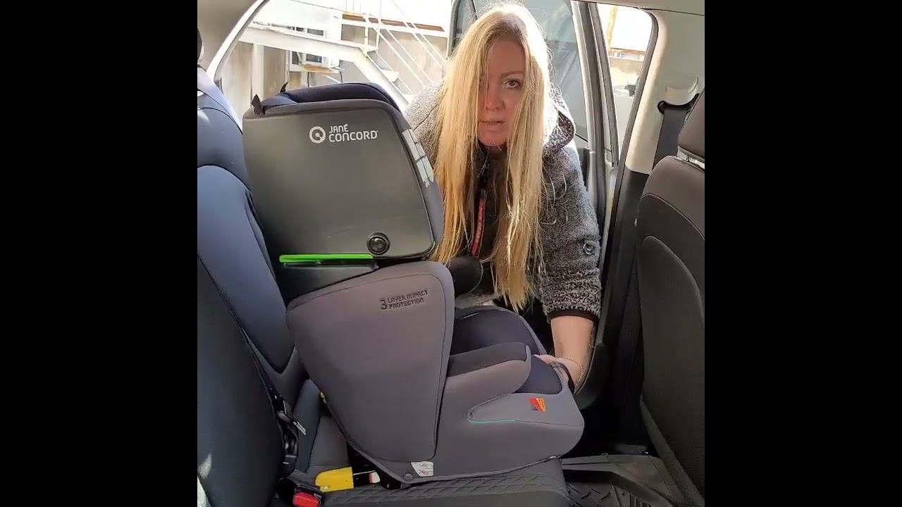 Установка автокресла за 48 секунд