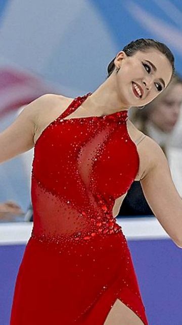 Камила Валиева возобновляет карьеру #shorts #камилавалиева #фигурноекатание