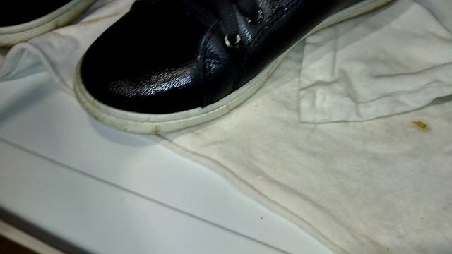 Как отбелить подошву кроссовок (127)/Два способа отбеливания