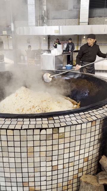 Плов #плов #ташкент #узбекскийплов #вкусно #казан #еда #мясо #узбекистан #ош #казы #food