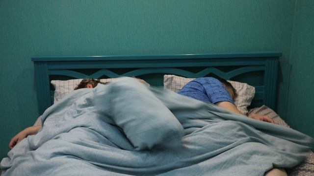 Юра и Ира - русские скетчи 14