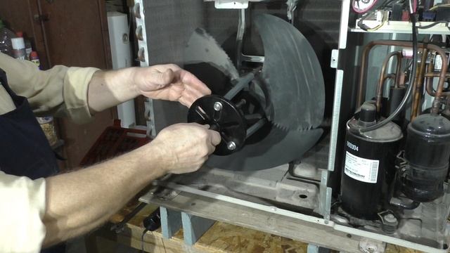 Снимаем крыльчатку вентилятора #轴承拉拔器#bearing puller