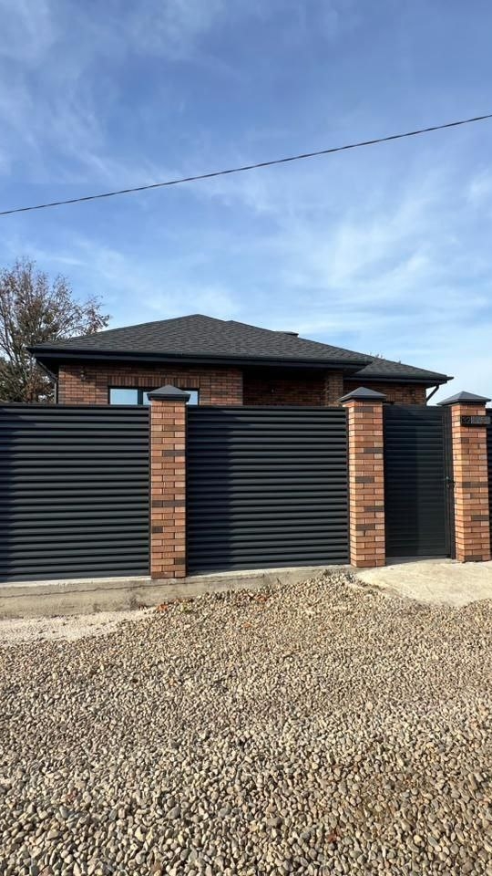 Новый Дом 140 Кв.м.на 4 Сотках зем. Краснодар, п Знаменский.