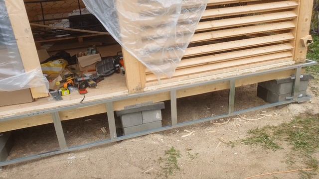 Как обшить цоколь фундамента фасадными панелями и какой профиль, как монтировать фасад панелями Дёке