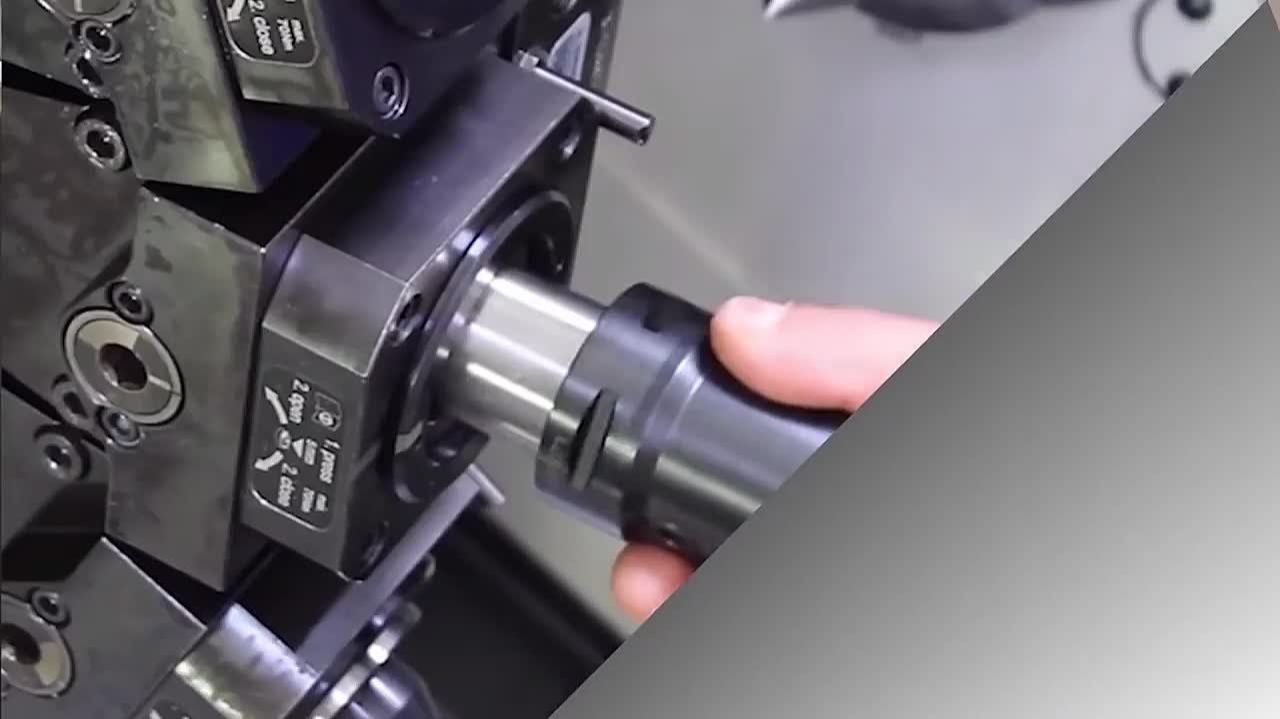 Как правильно установить инструмент в револьвер BMT