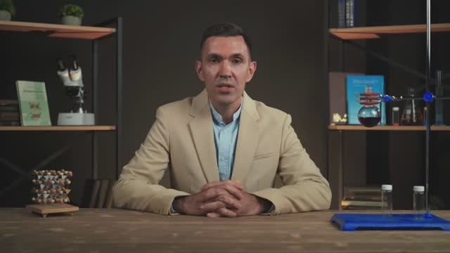 Комплексные соединения переходных металлов с редокс-активными лигандами