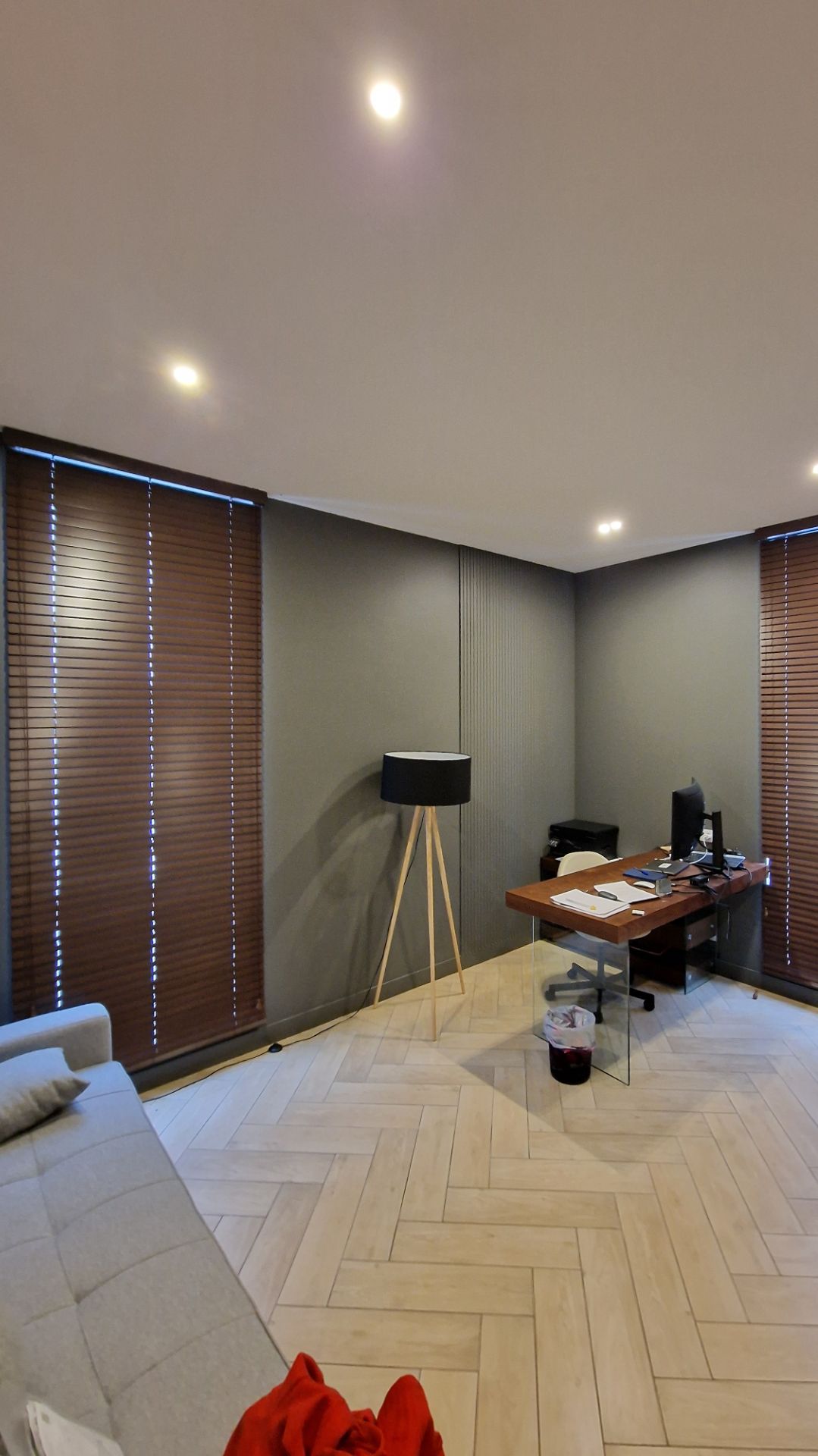 Цвет 50 Орех. Горизонтальные деревянные жалюзи 50мм