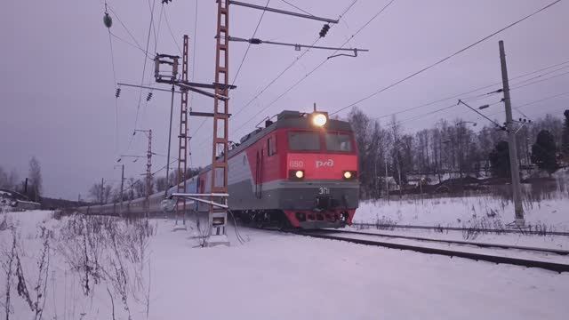 Петрозаводск. Проход поезда "Арктика"