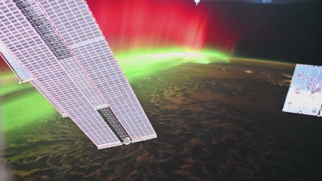 Красота Северного сияния из космоса, 19 января 2026 года