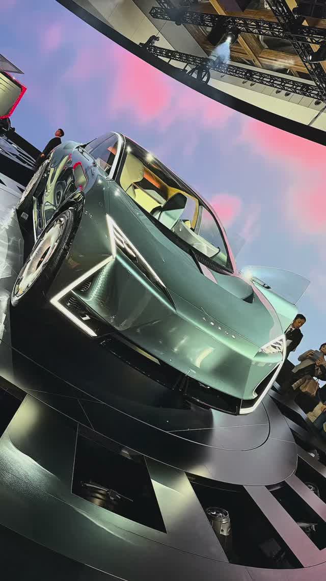 LEXUS LS COUPE CONCEPT - футуристичный четырехдверный купе-кроссовер с дверьми «анти-Rolls-Royce»