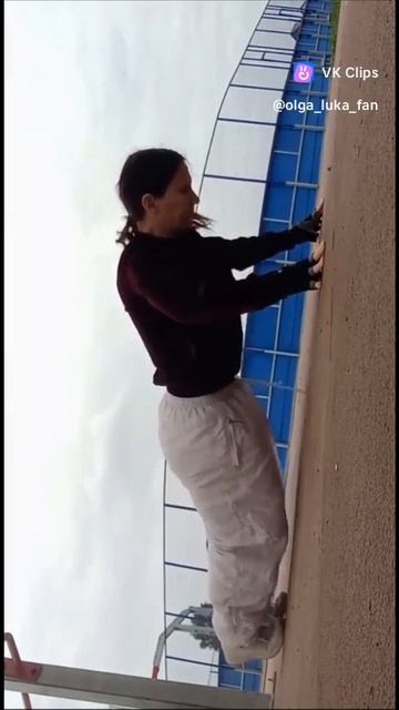 Ольга Лука тренирует жим