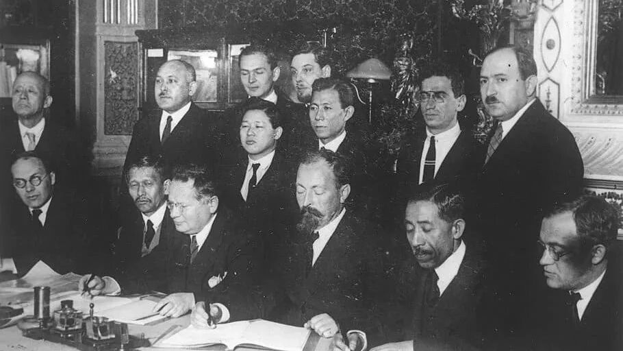 СССР и Япония. Как Япония признала суверенитет СССР. Пекинский договор .