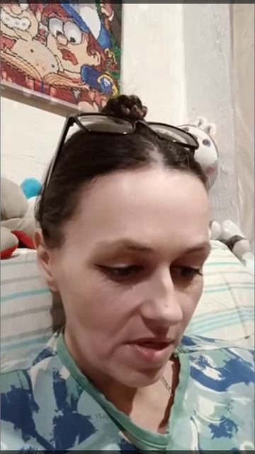 АЛЁНА ПОКАЗЫВАЕТ БЕСЯТ НА ФОТО