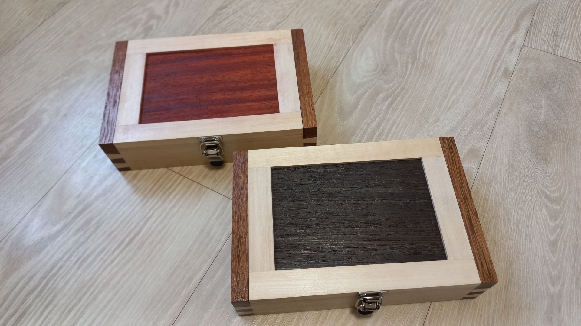 Шкатулки-ящички для резцов по дереву