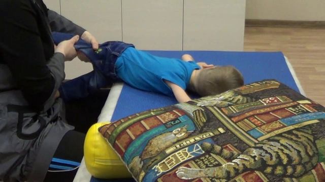 Интеграция в психофизическую систему поворота с живота на бок. Задержка развития - не приговор.