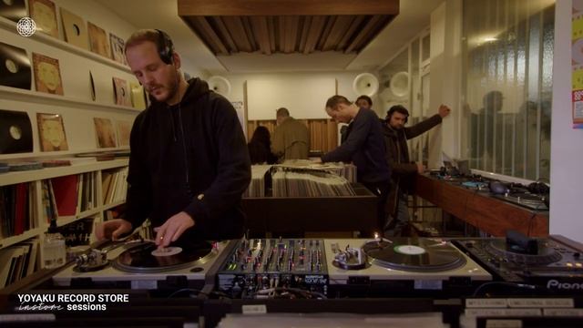 Yoyaku Instore Session with Jolly