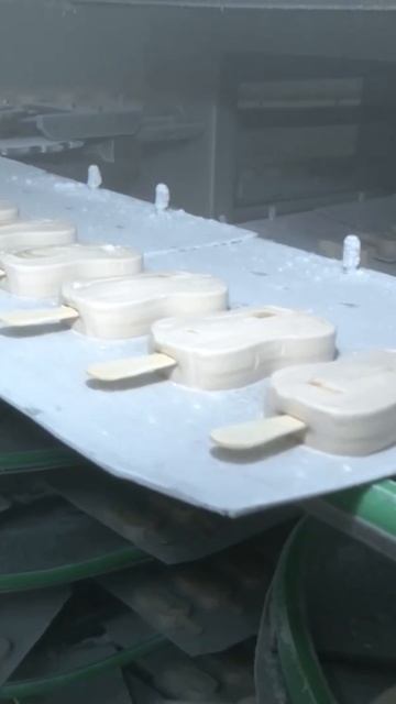 Как появляется на свет ваше любимое арахисовое эскимо🥰 #производствомороженого