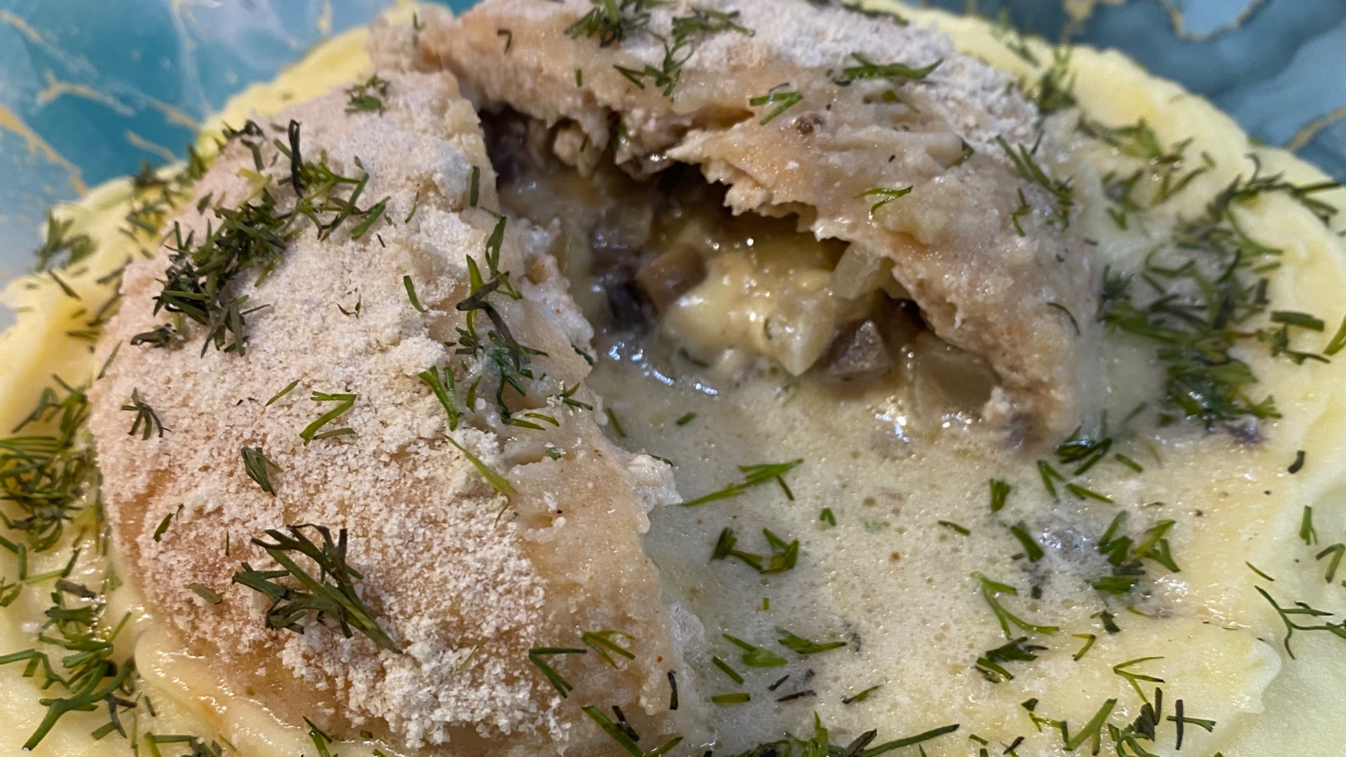 Куриные биточки в духовке