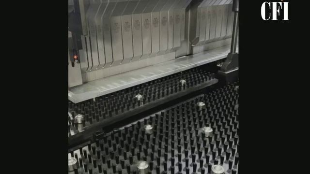 Гибка узких деталей на панелегибе CFI LANHAO LHA06-1400P3+