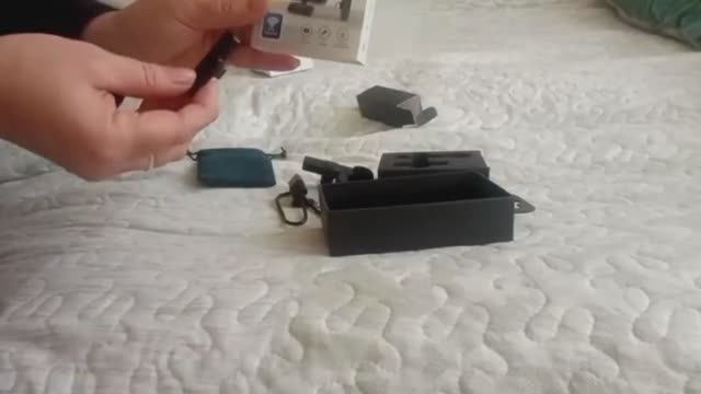 Нашла на улице 19000 рублей, купила микрофон.