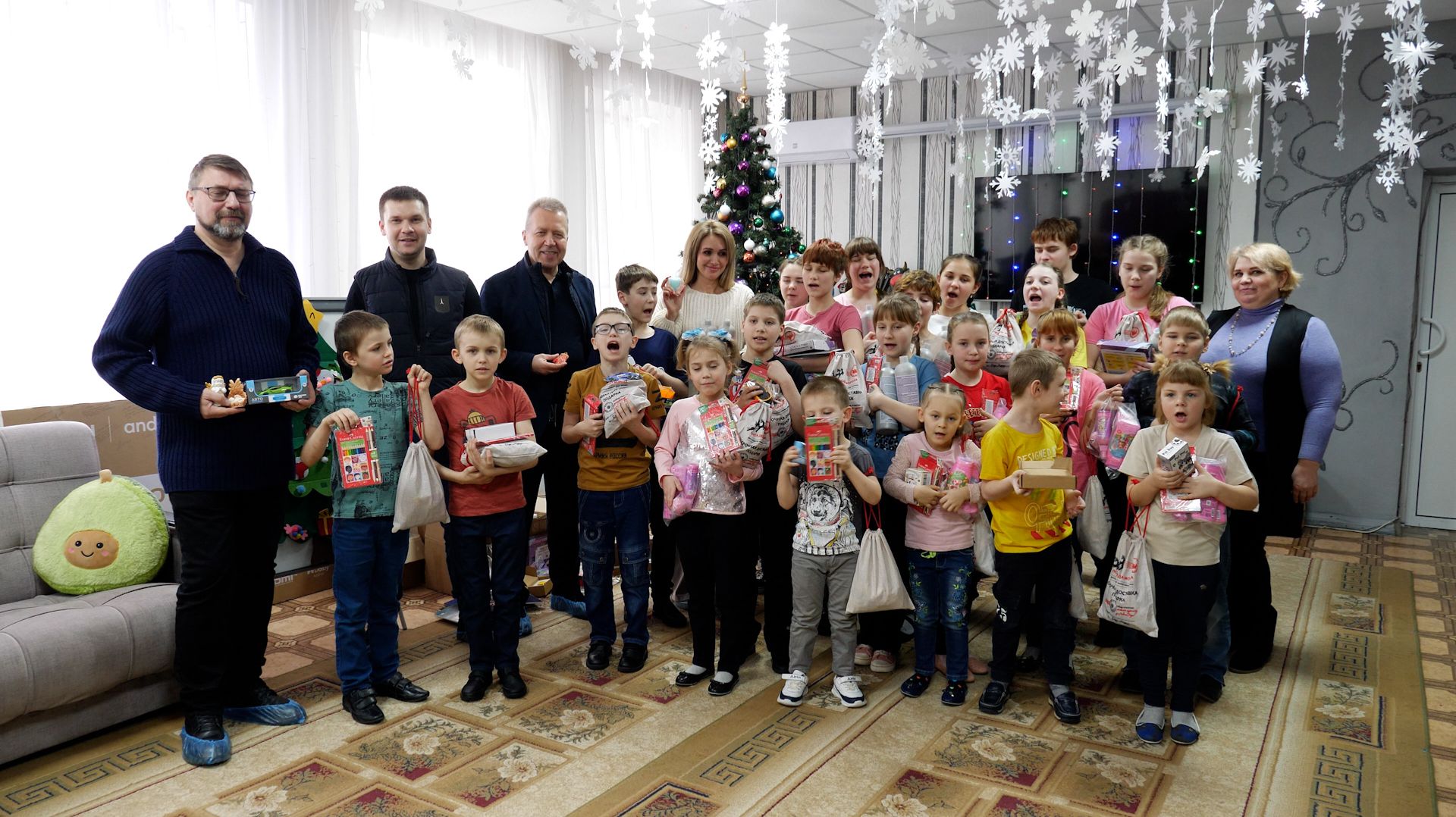 Константин Кузьмин провел встречу с представителями АО «Инкома»