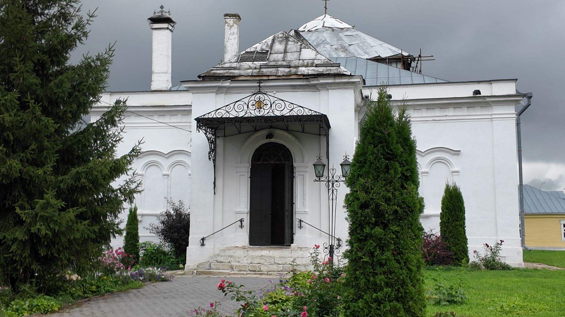 Церковь Николая Чудотворца, что в Крепости и церковь Параскевы (Пятницы) Великомученицы в Коломне