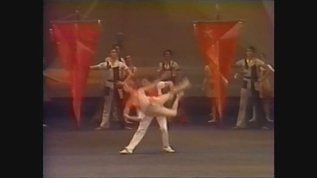 Д. Шостакович – «Золотой век». Вариация Бориса, 1 акт.