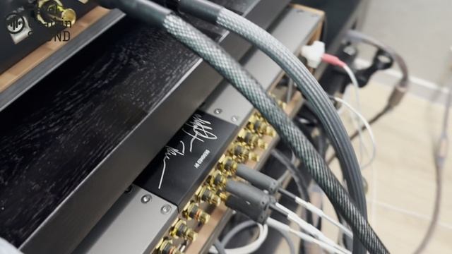 TESTs цифрового транспорта AAVIK SD588 VS AAVIK S180