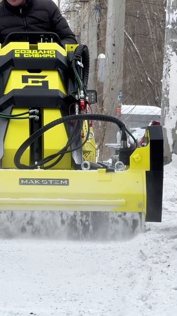 КОММУНАЛЬНЫЕ РАБОТЫ ПО УБОРКЕ СНЕГА В ГОРОДЕ, НОВОСИБИРСК, МОСКВА, САНКТ-ПЕТЕРБУРГ, МОСКОВСКАЯ