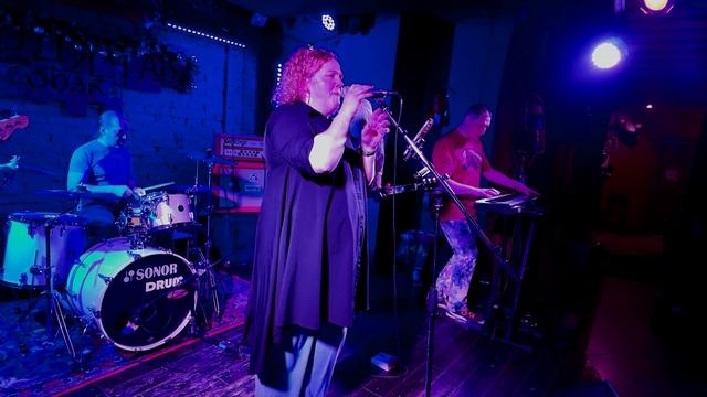 Женщина с Бородой - В капле воды