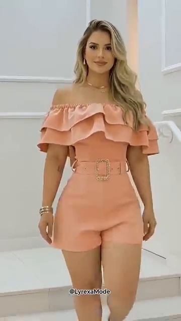 Would You Wear This Bold Look？ 😍👇#ootd #fashion #style