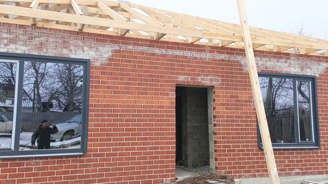 очередной этап строительства: крыша