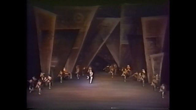 Д. Шостакович – «Золотой век». Вариация Конферансье, 1 акт.