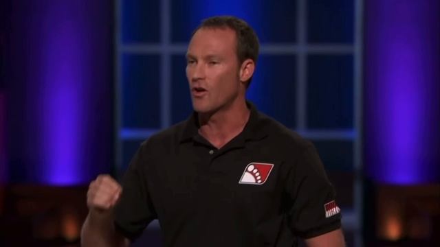 44. Shark Tank Аквариум с акулами