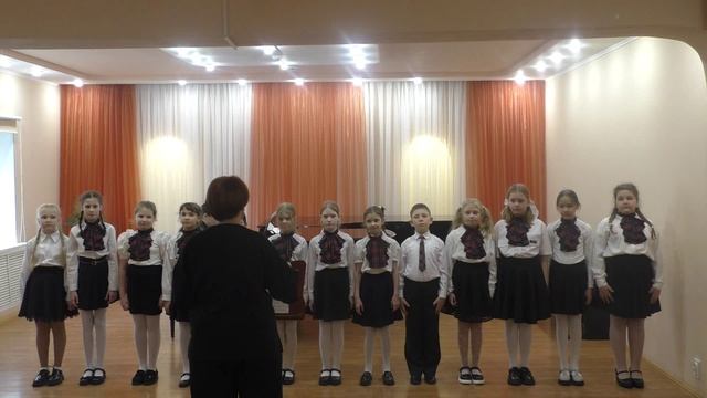 Хор Непоседы Под свечами трепещут иголки