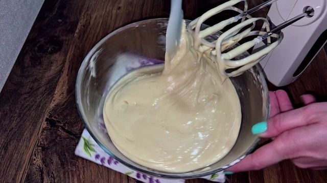 Пирог с яблоками !!!