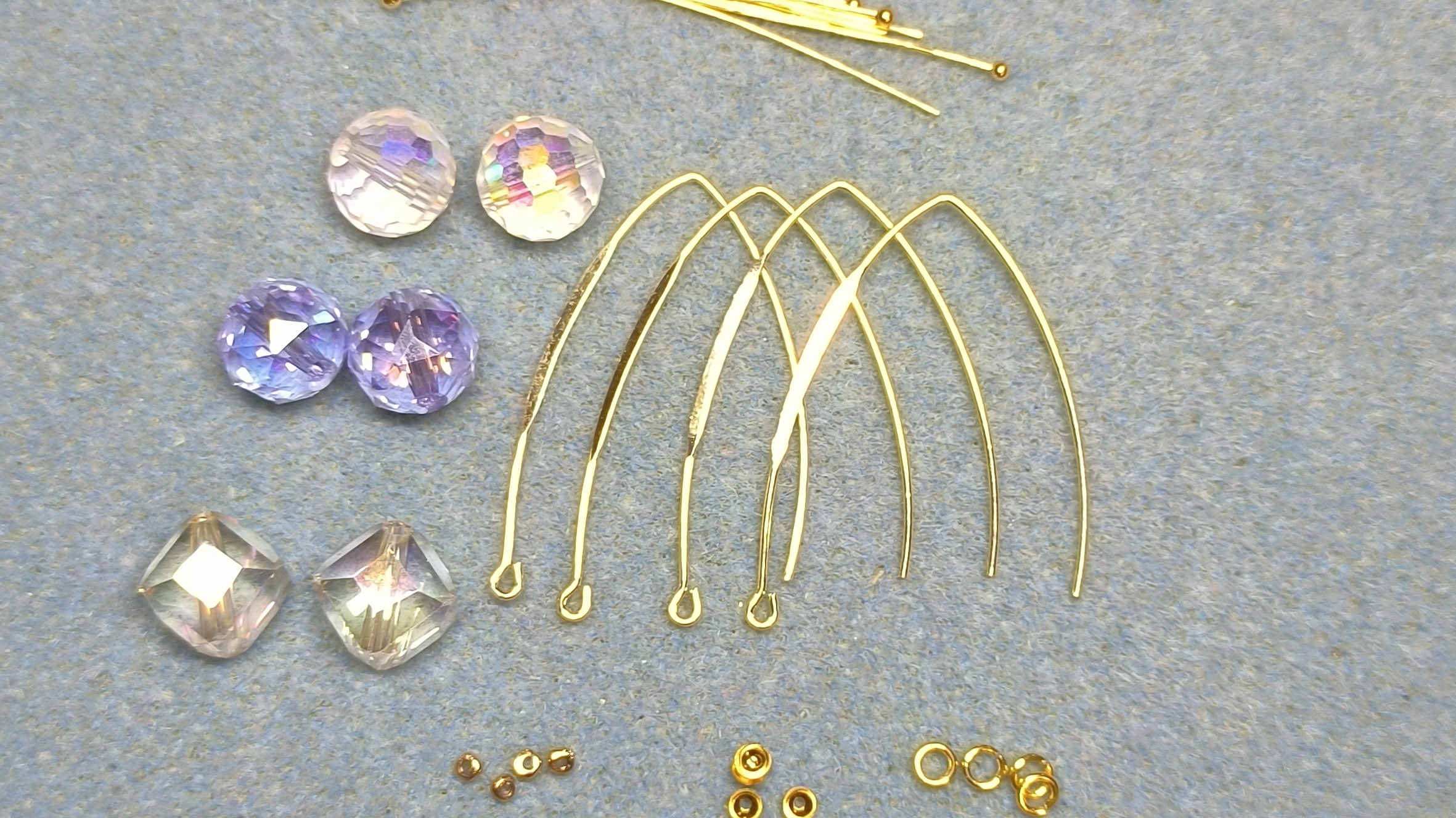 Создание украшений. Необычные серьги крючки