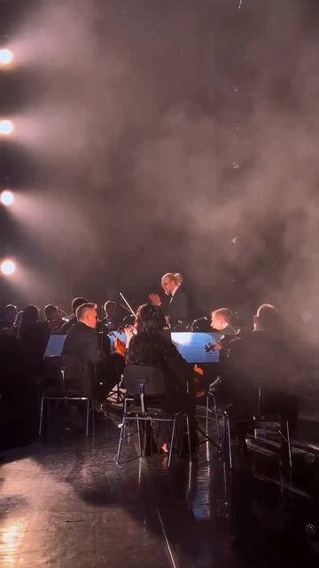 2025. 27 ноября. ОДА МАТЕРИ. Backstage. РЕЖИССЕР - ДАРЬЯ СТРЕЛЬЦОВА. ХУД. РУК. АНДРЕЙ СТРЕЛЬЦОВ