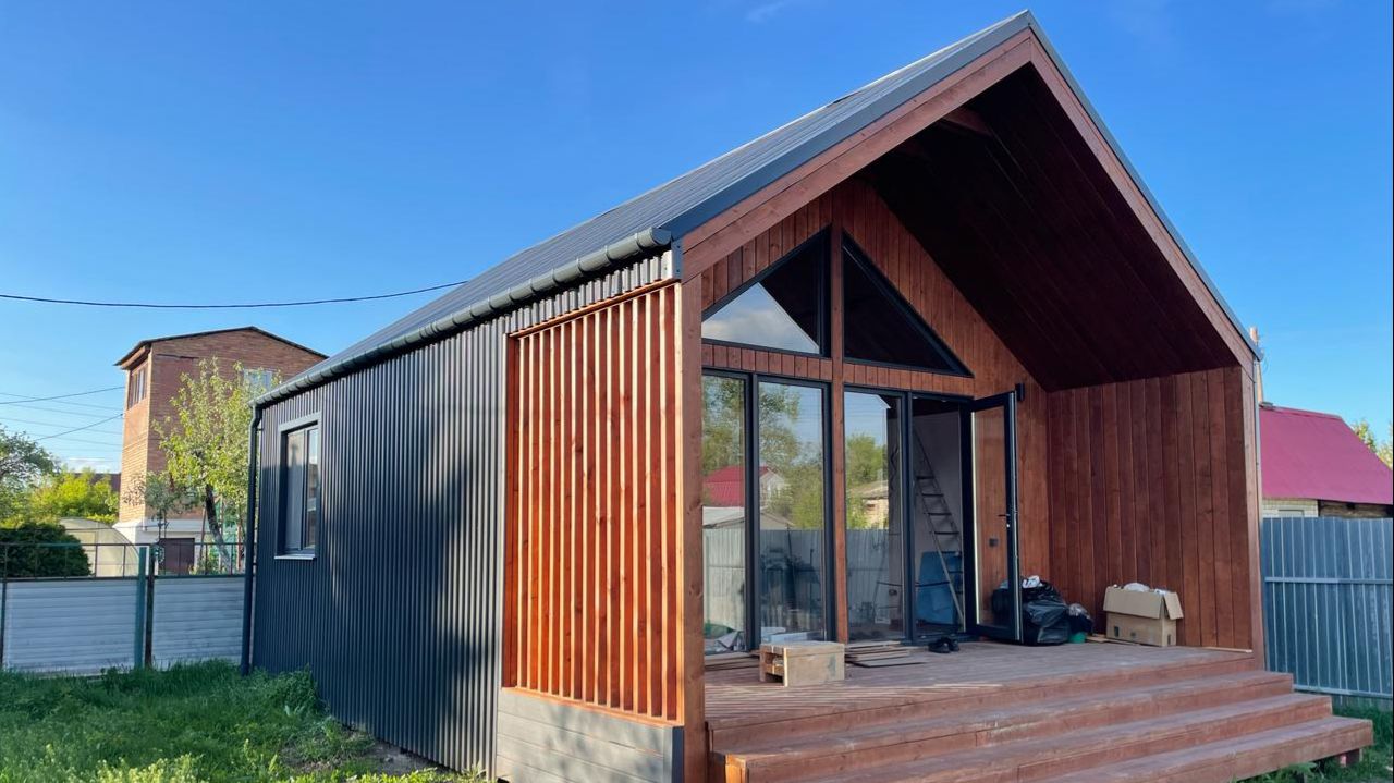 Отзыв заказчика. Дачный дом 6х8 м.